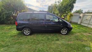 Zils Volkswagen Sharan 2001 Kauņa, ar dzinēja tilpumu 1.90 L un nobraukumu 292 tūkst. km par 1300 €, foto  vietnē AUTOMOTO.COM.LV