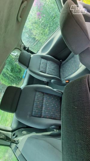 Zils Volkswagen Sharan 2001 Kauņa, ar dzinēja tilpumu 1.90 L un nobraukumu 292 tūkst. km par 1300 €, foto 15 vietnē AUTOMOTO.COM.LV