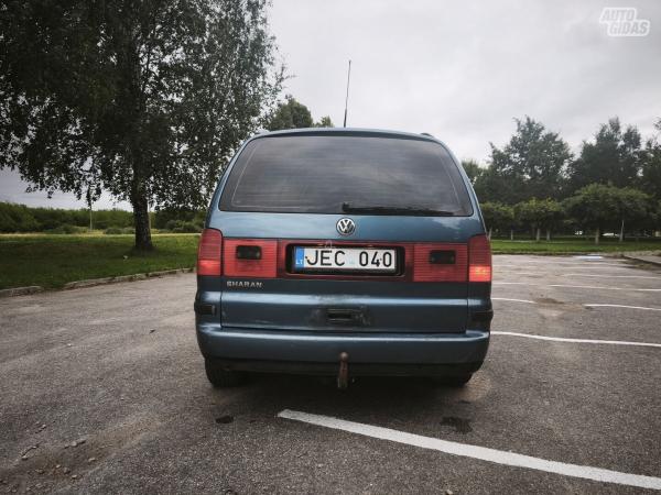 Zils Volkswagen Sharan 2001 Radviliškis, ar dzinēja tilpumu 2.00 L un nobraukumu 292 tūkst. km par 1750 €, foto 6 vietnē AUTOMOTO.COM.LV