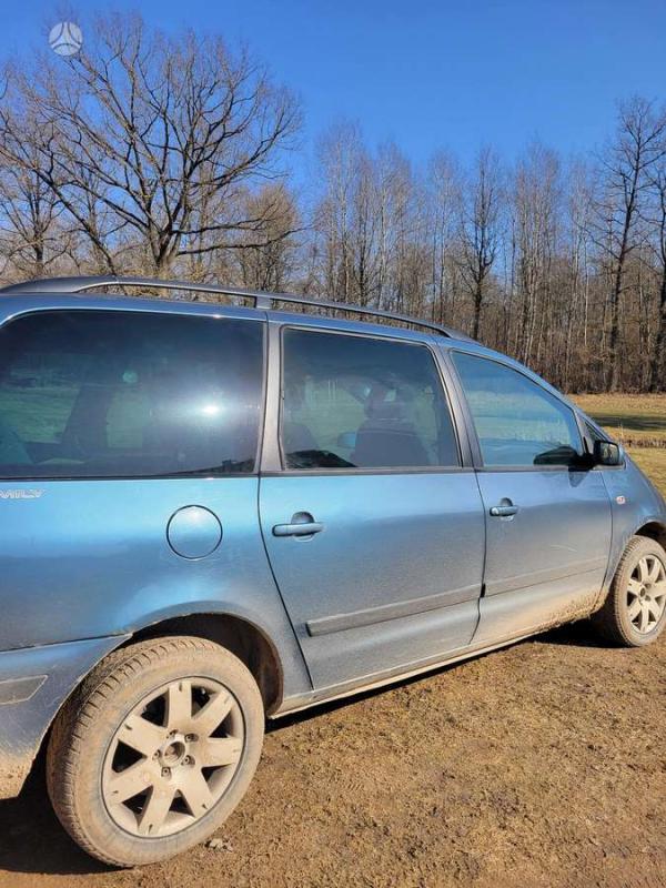Zils Volkswagen Sharan 2001 Molėtai, ar dzinēja tilpumu 1.90 L un nobraukumu 410 tūkst. km par 2100 €, foto 3 vietnē AUTOMOTO.COM.LV
