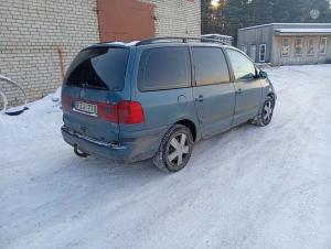 Zils Volkswagen Sharan 2002 Kauņa, ar dzinēja tilpumu 1.90 L un nobraukumu 380 tūkst. km par 850 €, foto 4 vietnē AUTOMOTO.COM.LV