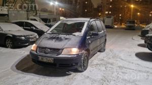 Blue Volkswagen Sharan 2002 in Riga, with an engine capacity of 1.90 L and mileage of 0 thousand km for 1090 €, photo 2 on AUTOMOTO.COM.LV