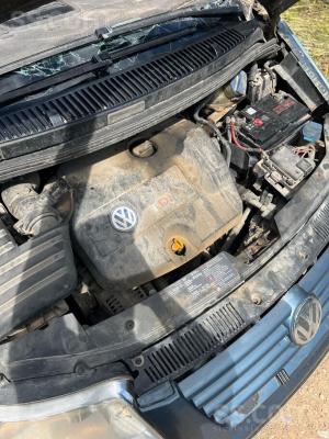 Zils Volkswagen Sharan 2002 Cēsis, ar dzinēja tilpumu 1.90 L un nobraukumu 462 tūkst. km par 380 €, foto 5 vietnē AUTOMOTO.COM.LV