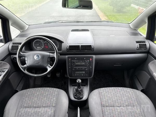 Zils Volkswagen Sharan 2002 Rīga, ar dzinēja tilpumu 1.90 L un nobraukumu 277 tūkst. km par 2450 €, foto 9 vietnē AUTOMOTO.COM.LV