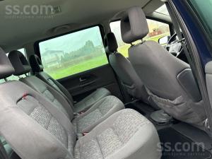 Zils Volkswagen Sharan 2002 Rīga, ar dzinēja tilpumu 1.90 L un nobraukumu 277 tūkst. km par 2450 €, foto 14 vietnē AUTOMOTO.COM.LV