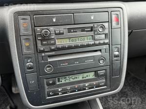 Zils Volkswagen Sharan 2002 Rīga, ar dzinēja tilpumu 1.90 L un nobraukumu 277 tūkst. km par 2450 €, foto 18 vietnē AUTOMOTO.COM.LV