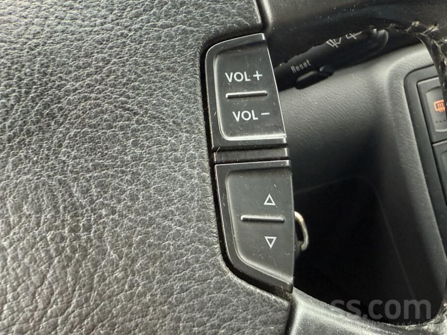 Zils Volkswagen Sharan 2002 Rīga, ar dzinēja tilpumu 1.90 L un nobraukumu 277 tūkst. km par 2450 €, foto 20 vietnē AUTOMOTO.COM.LV