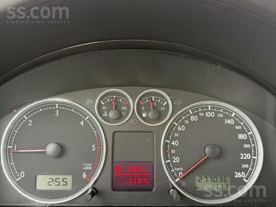 Zils Volkswagen Sharan 2002 Rīga, ar dzinēja tilpumu 1.90 L un nobraukumu 277 tūkst. km par 2450 €, foto 21 vietnē AUTOMOTO.COM.LV
