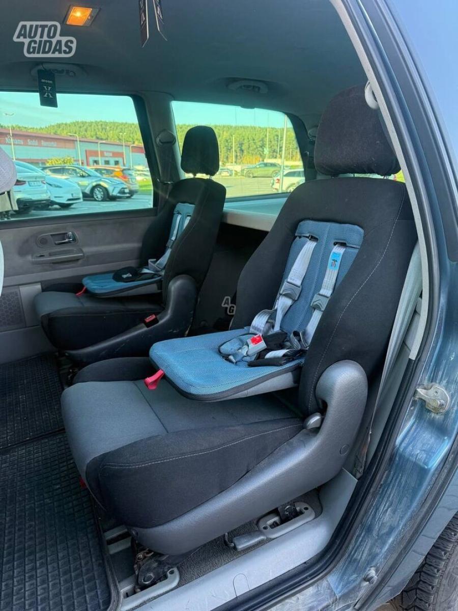 Zils Volkswagen Sharan 2002 Viļņa, ar dzinēja tilpumu 1.90 L un nobraukumu 300 tūkst. km par 1500 €, foto 10 vietnē AUTOMOTO.COM.LV