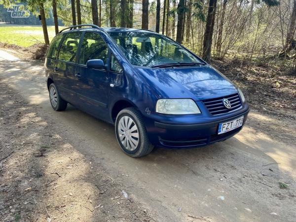 Zils Volkswagen Sharan 2003 Viļņa, ar dzinēja tilpumu 1.90 L un nobraukumu 370 tūkst. km par 1700 €, foto 3 vietnē AUTOMOTO.COM.LV