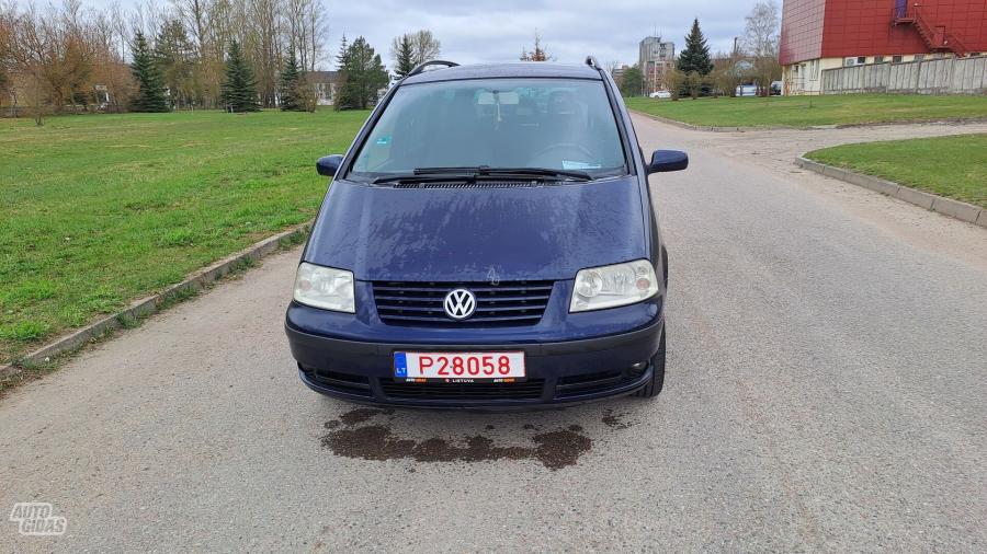 Zils Volkswagen Sharan 2003 Viļņa, ar dzinēja tilpumu 1.90 L un nobraukumu 358 tūkst. km par 1950 €, foto 1 vietnē AUTOMOTO.COM.LV