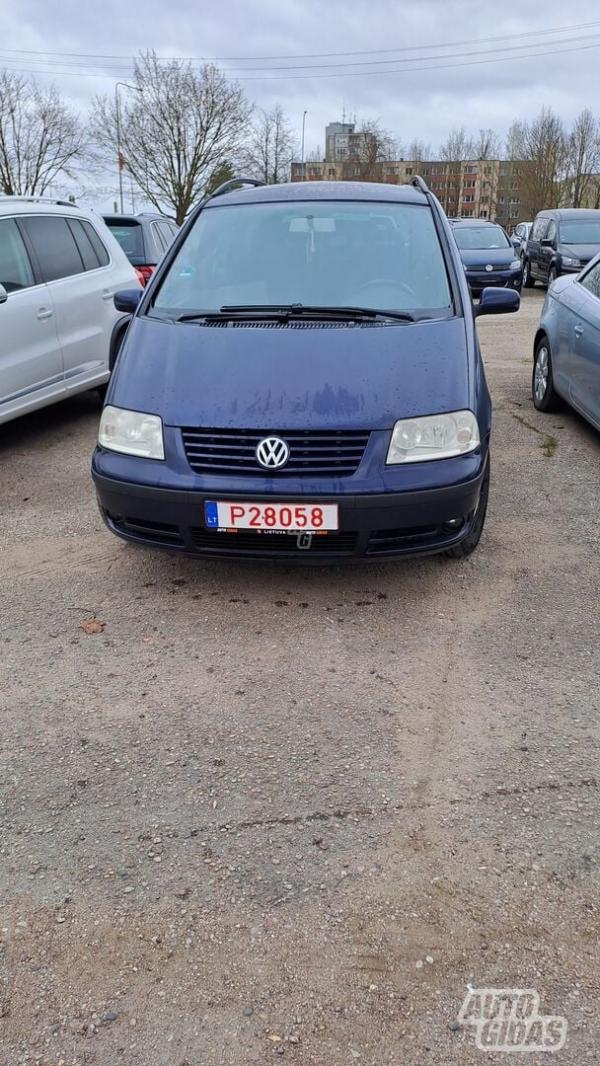 Blue Volkswagen Sharan 2003 in Vilnius, with an engine capacity of 1.90 L and mileage of 358 thousand km for 1950 €, photo 3 on AUTOMOTO.COM.LV