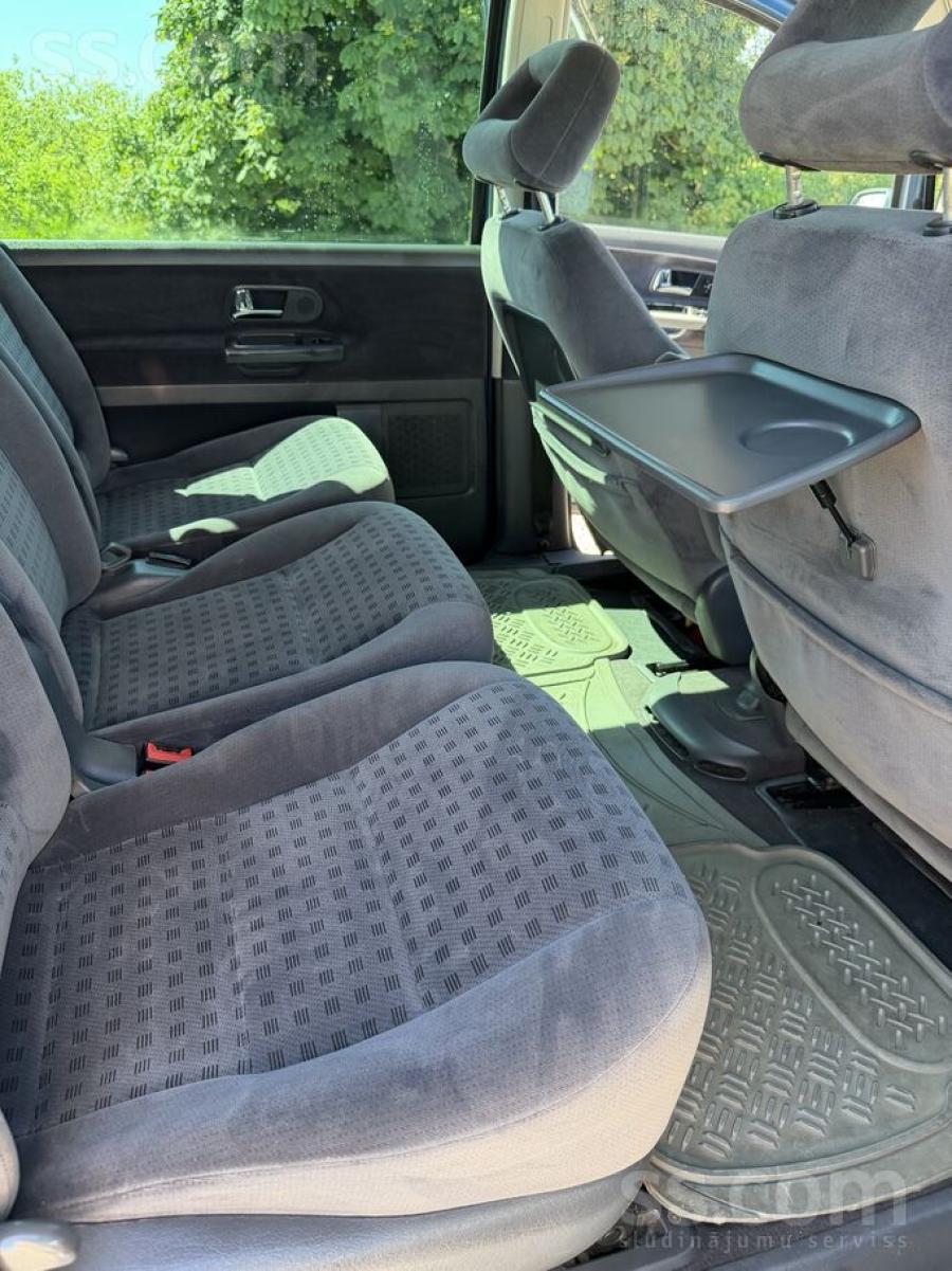 Blue Volkswagen Sharan 2003 in Liepaja, with an engine capacity of 1.80 L and mileage of 241 thousand km for 1595 €, photo 14 on AUTOMOTO.COM.LV