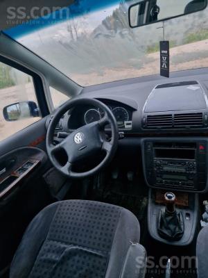 Zils Volkswagen Sharan 2003 Limbaži, ar dzinēja tilpumu 1.90 L un nobraukumu 428 tūkst. km par 700 €, foto 8 vietnē AUTOMOTO.COM.LV