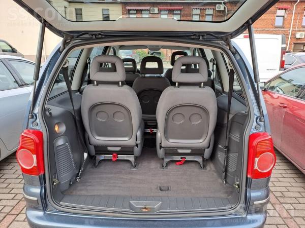 Zils Volkswagen Sharan 2004 Liepāja, ar dzinēja tilpumu 2.00 L un nobraukumu 284 tūkst. km par 750 €, foto 9 vietnē AUTOMOTO.COM.LV