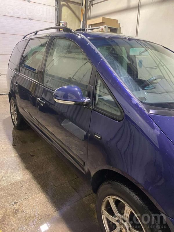 Zils Volkswagen Sharan 2004 Daugavpils, ar dzinēja tilpumu 1.90 L un nobraukumu 340 tūkst. km par 1550 €, foto 2 vietnē AUTOMOTO.COM.LV