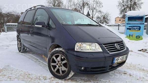 Zils Volkswagen Sharan 2004 Daugavpils, ar dzinēja tilpumu 1.90 L un nobraukumu 340 tūkst. km par 1550 €, foto 10 vietnē AUTOMOTO.COM.LV