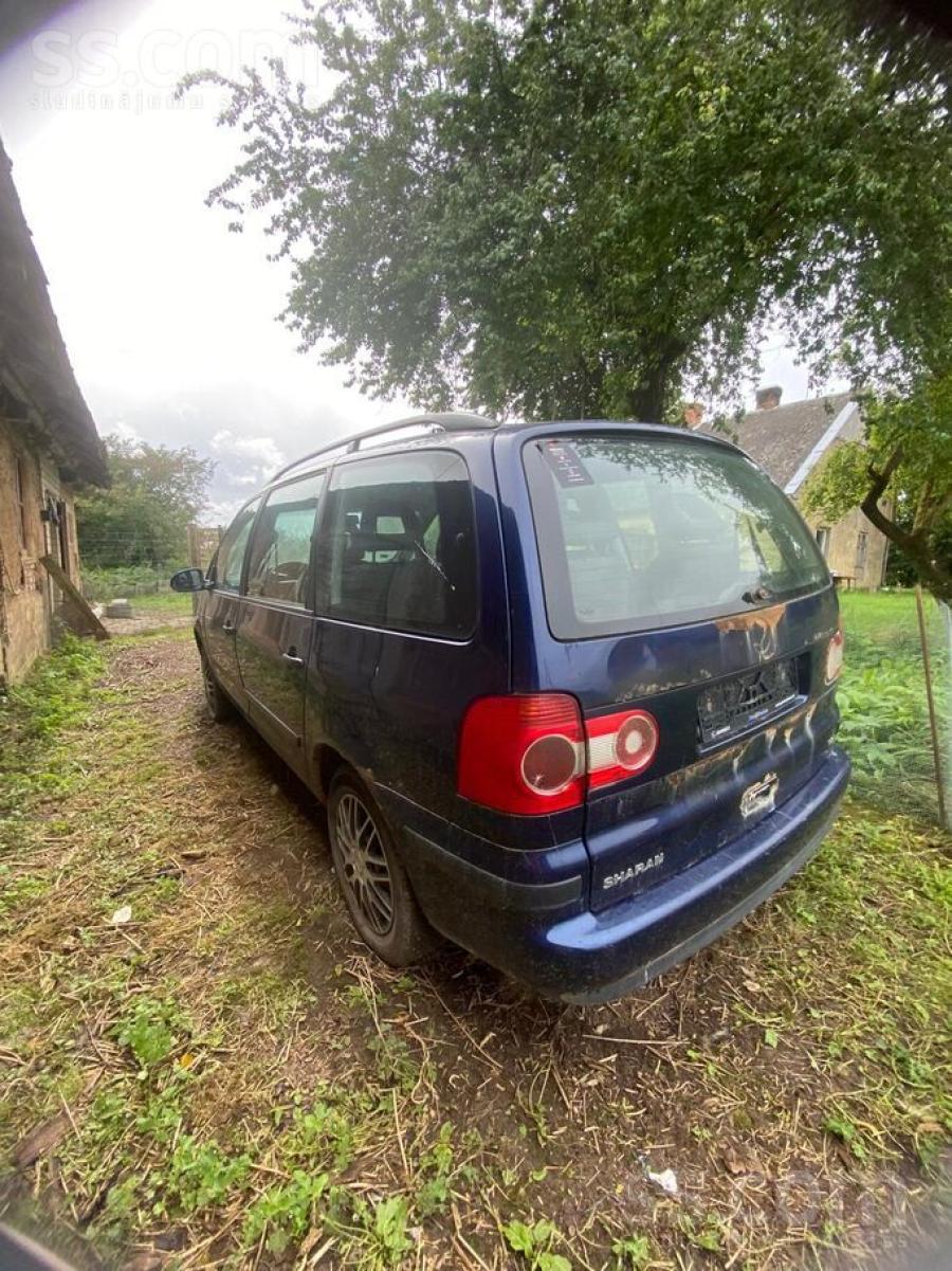 Blue Volkswagen Sharan 2004 in Jelgava, with an engine capacity of 1.90 L and mileage of 460 thousand km for 500 €, photo 8 on AUTOMOTO.COM.LV