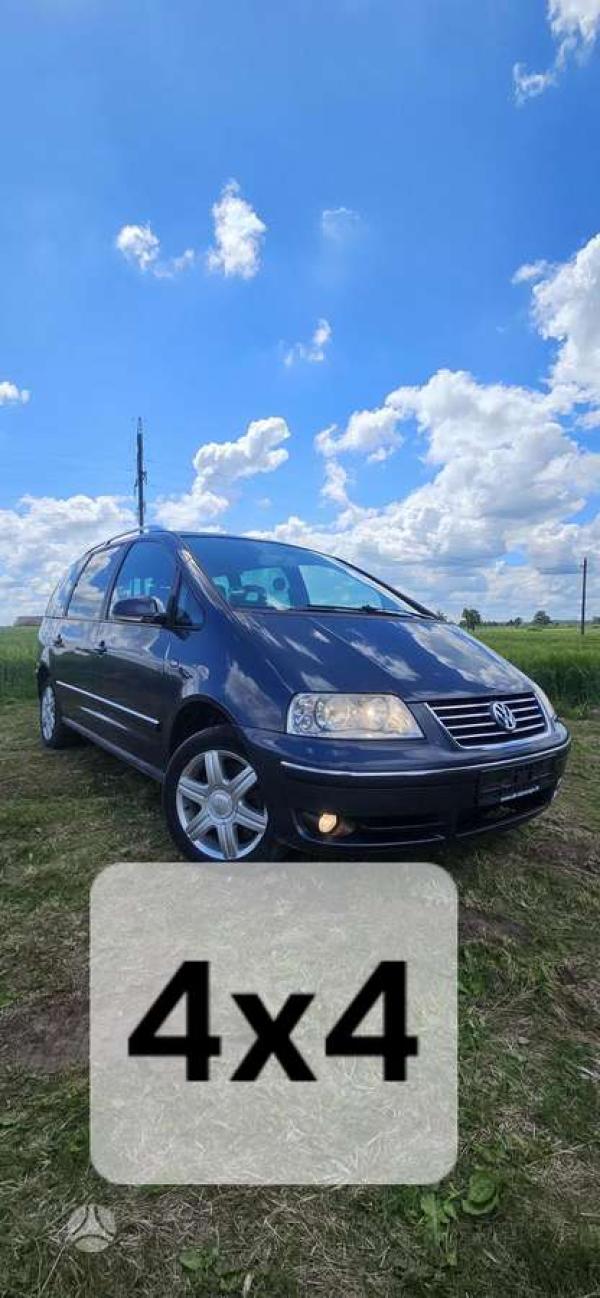 Zils Volkswagen Sharan 2004 Pasvalys, ar dzinēja tilpumu 1.90 L un nobraukumu 300 tūkst. km par 2300 €, foto 1 vietnē AUTOMOTO.COM.LV
