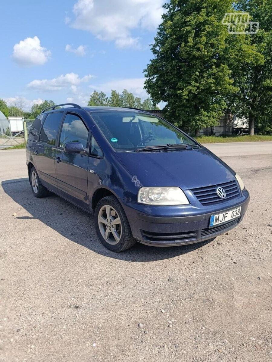 Blue Volkswagen Sharan 2004 in Vilnius, with an engine capacity of 1.90 L and mileage of 268 thousand km for 1750 €, photo 6 on AUTOMOTO.COM.LV