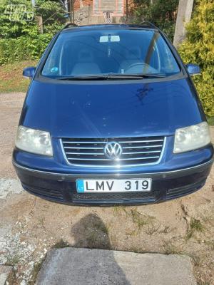 Zils Volkswagen Sharan 2004 Plungė, ar dzinēja tilpumu 2.00 L un nobraukumu 261 tūkst. km par 1650 €, foto 3 vietnē AUTOMOTO.COM.LV