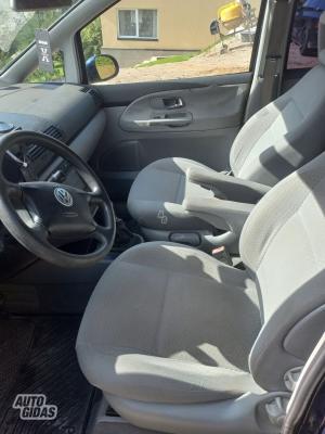 Zils Volkswagen Sharan 2004 Plungė, ar dzinēja tilpumu 2.00 L un nobraukumu 261 tūkst. km par 1650 €, foto 6 vietnē AUTOMOTO.COM.LV