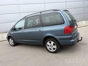 Zils Volkswagen Sharan 2004 Rīga, ar dzinēja tilpumu 1.80 L un nobraukumu 259 tūkst. km par 3650 €, foto 8 vietnē AUTOMOTO.COM.LV