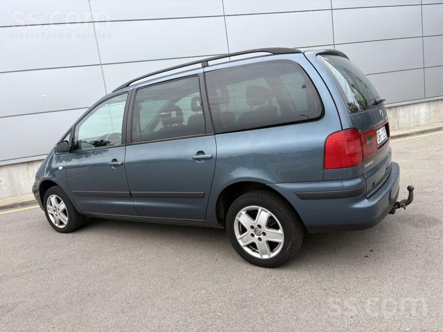 Zils Volkswagen Sharan 2004 Rīga, ar dzinēja tilpumu 1.80 L un nobraukumu 259 tūkst. km par 3650 €, foto 8 vietnē AUTOMOTO.COM.LV