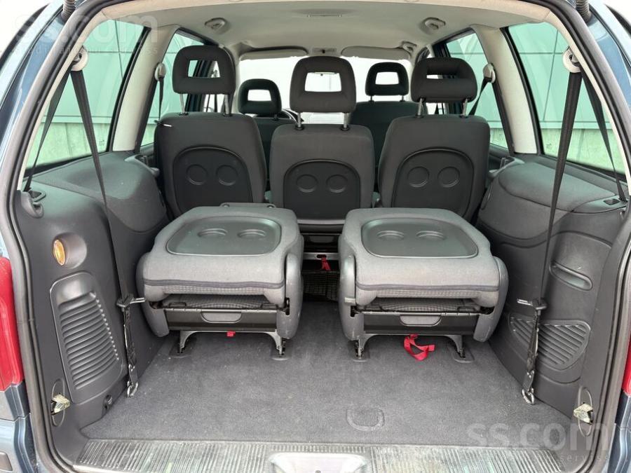 Zils Volkswagen Sharan 2004 Rīga, ar dzinēja tilpumu 1.80 L un nobraukumu 259 tūkst. km par 3650 €, foto 14 vietnē AUTOMOTO.COM.LV