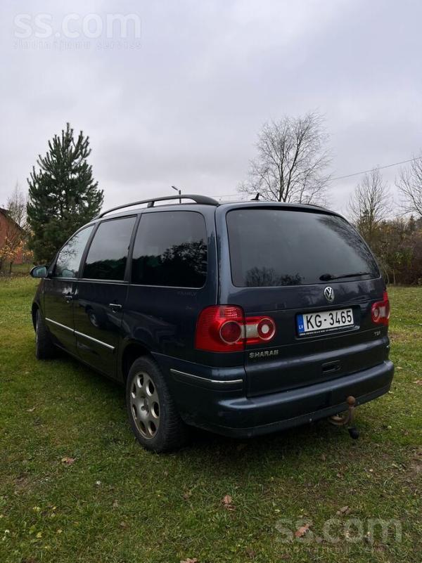 Blue Volkswagen Sharan 2005 in Riga, with an engine capacity of 1.90 L and mileage of 436 thousand km for 2800 €, photo 2 on AUTOMOTO.COM.LV