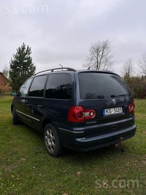 Zils Volkswagen Sharan 2005 Rīga, ar dzinēja tilpumu 1.90 L un nobraukumu 436 tūkst. km par 2800 €, foto 2 vietnē AUTOMOTO.COM.LV