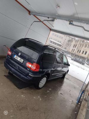 Zils Volkswagen Sharan 2005 Klaipėda, ar dzinēja tilpumu 1.90 L un nobraukumu 450 tūkst. km par 1150 €, foto 3 vietnē AUTOMOTO.COM.LV