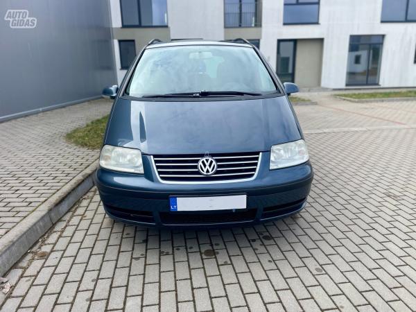 Blue Volkswagen Sharan 2005 in Vilnius, with an engine capacity of 1.90 L and mileage of 224 thousand km for 2500 €, photo 9 on AUTOMOTO.COM.LV