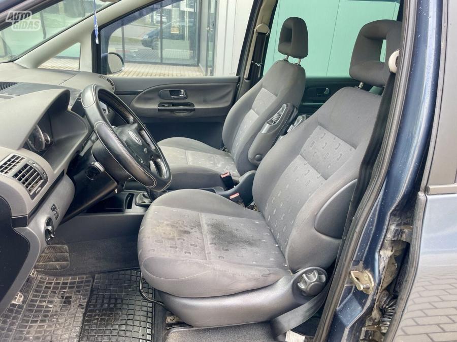 Zils Volkswagen Sharan 2005 Viļņa, ar dzinēja tilpumu 1.90 L un nobraukumu 224 tūkst. km par 2500 €, foto 12 vietnē AUTOMOTO.COM.LV