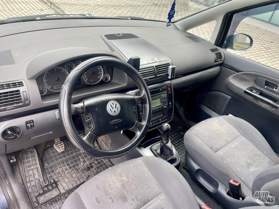 Zils Volkswagen Sharan 2005 Viļņa, ar dzinēja tilpumu 1.90 L un nobraukumu 224 tūkst. km par 2500 €, foto 13 vietnē AUTOMOTO.COM.LV