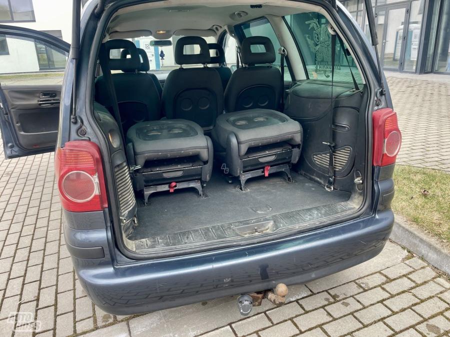 Zils Volkswagen Sharan 2005 Viļņa, ar dzinēja tilpumu 1.90 L un nobraukumu 224 tūkst. km par 2500 €, foto 19 vietnē AUTOMOTO.COM.LV