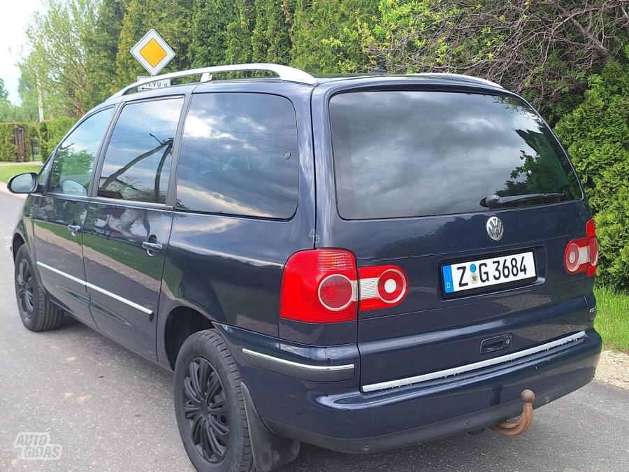 Zils Volkswagen Sharan 2005 Mažeikiai, ar dzinēja tilpumu 1.90 L un nobraukumu 223 tūkst. km par 3250 €, foto 8 vietnē AUTOMOTO.COM.LV