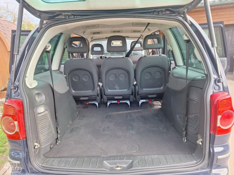 Zils Volkswagen Sharan 2005 Mažeikiai, ar dzinēja tilpumu 1.90 L un nobraukumu 223 tūkst. km par 3250 €, foto 16 vietnē AUTOMOTO.COM.LV