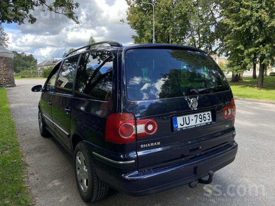 Zils Volkswagen Sharan 2005 Balvi, ar dzinēja tilpumu 1.90 L un nobraukumu 335 tūkst. km par 1399 €, foto 6 vietnē AUTOMOTO.COM.LV