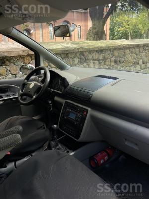 Zils Volkswagen Sharan 2005 Balvi, ar dzinēja tilpumu 1.90 L un nobraukumu 335 tūkst. km par 1399 €, foto 7 vietnē AUTOMOTO.COM.LV