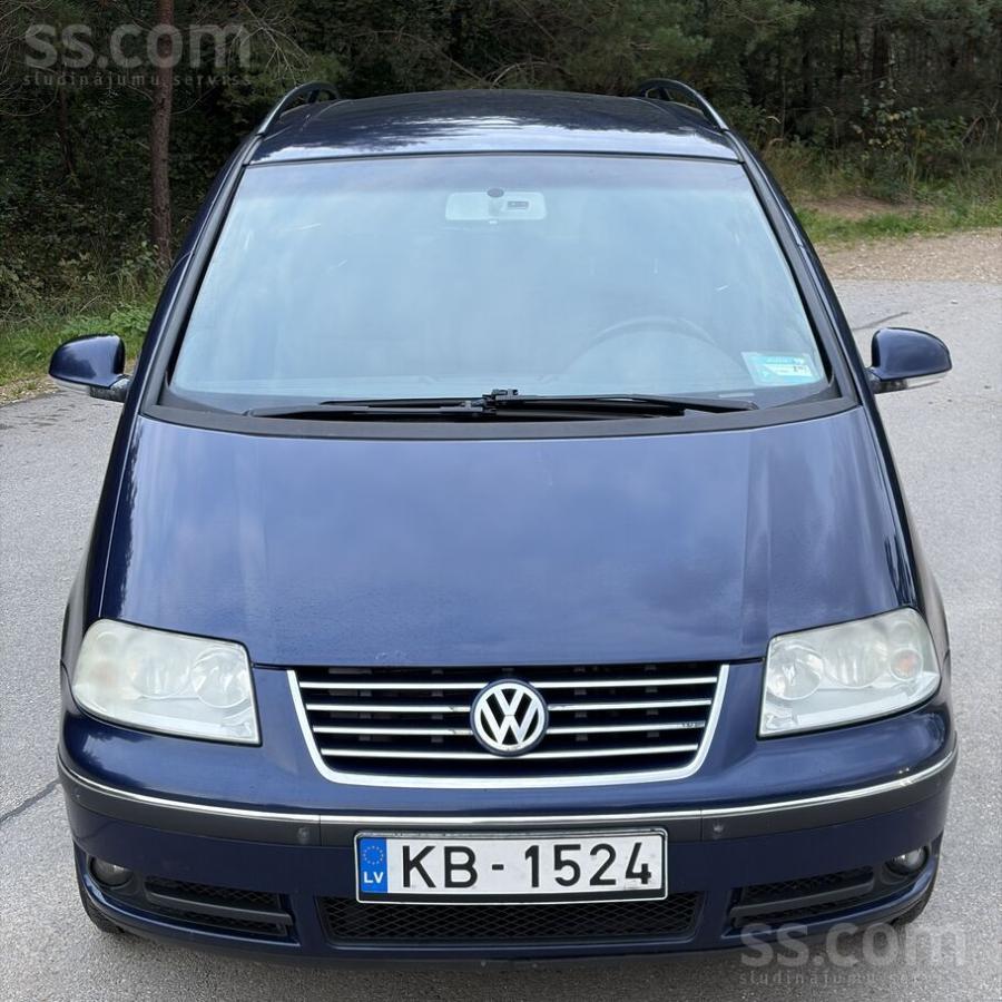 Zils Volkswagen Sharan 2005 Rīga, ar dzinēja tilpumu 1.90 L un nobraukumu 395 tūkst. km par 1500 €, foto 4 vietnē AUTOMOTO.COM.LV