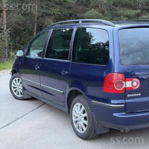 Zils Volkswagen Sharan 2005 Rīga, ar dzinēja tilpumu 1.90 L un nobraukumu 395 tūkst. km par 1500 €, foto 9 vietnē AUTOMOTO.COM.LV
