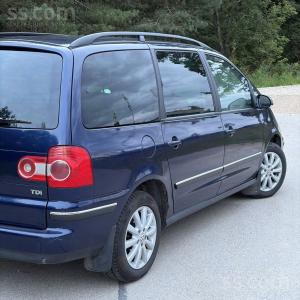 Zils Volkswagen Sharan 2005 Rīga, ar dzinēja tilpumu 1.90 L un nobraukumu 395 tūkst. km par 1500 €, foto 12 vietnē AUTOMOTO.COM.LV