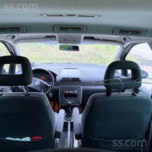 Zils Volkswagen Sharan 2005 Rīga, ar dzinēja tilpumu 1.90 L un nobraukumu 395 tūkst. km par 1500 €, foto 14 vietnē AUTOMOTO.COM.LV