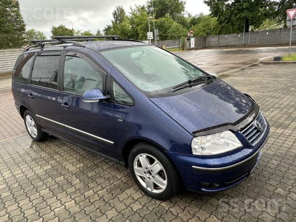 Zils Volkswagen Sharan 2006 Jelgava, ar dzinēja tilpumu 2.00 L un nobraukumu 290 tūkst. km par 3450 €, foto 1 vietnē AUTOMOTO.COM.LV