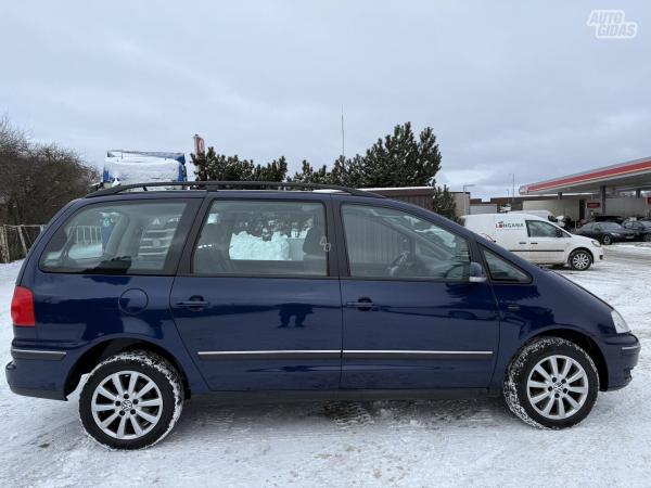 Zils Volkswagen Sharan 2006 Viļņa, ar dzinēja tilpumu 2.00 L un nobraukumu 380 tūkst. km par 2950 €, foto 8 vietnē AUTOMOTO.COM.LV