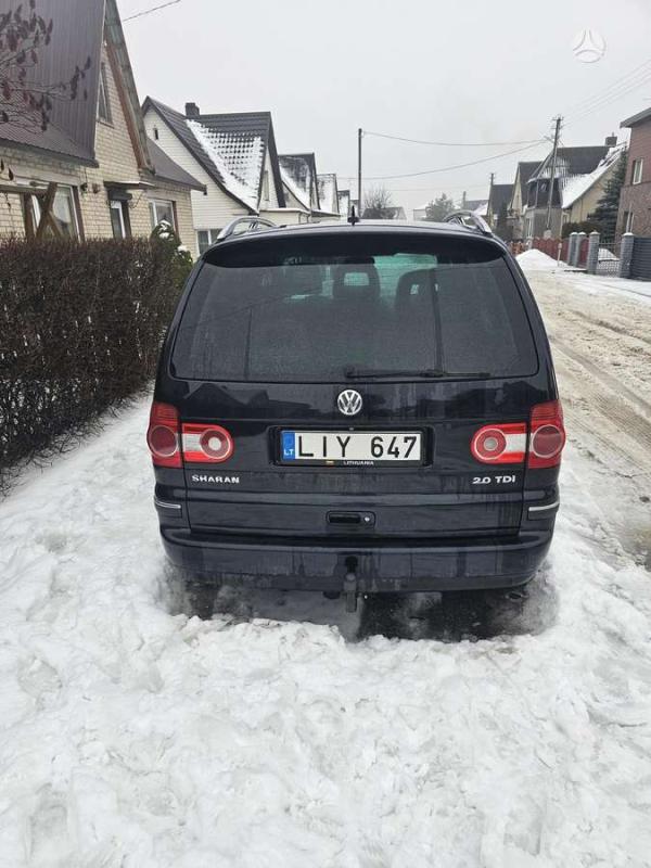 Zils Volkswagen Sharan 2006 Marijampole, ar dzinēja tilpumu 1.97 L un nobraukumu 207 tūkst. km par 2300 €, foto 1 vietnē AUTOMOTO.COM.LV