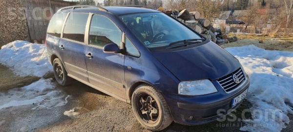 Zils Volkswagen Sharan 2006 Cēsis, ar dzinēja tilpumu 1.90 L un nobraukumu 334 tūkst. km par 1000 €, foto 1 vietnē AUTOMOTO.COM.LV