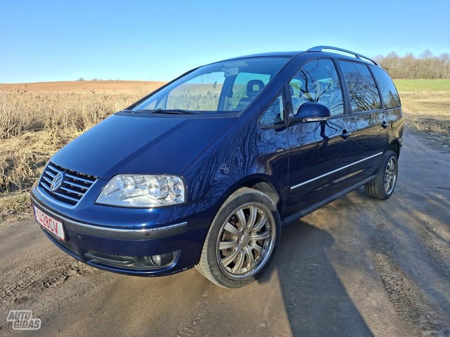 Blue Volkswagen Sharan 2006 in Birstonas, with an engine capacity of 2.00 L and mileage of 304 thousand km for 3300 €, photo 1 on AUTOMOTO.COM.LV