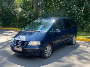 Zils Volkswagen Sharan 2006 Rīga, ar dzinēja tilpumu 1.90 L un nobraukumu 0 tūkst. km par 3799 €, foto  vietnē AUTOMOTO.COM.LV